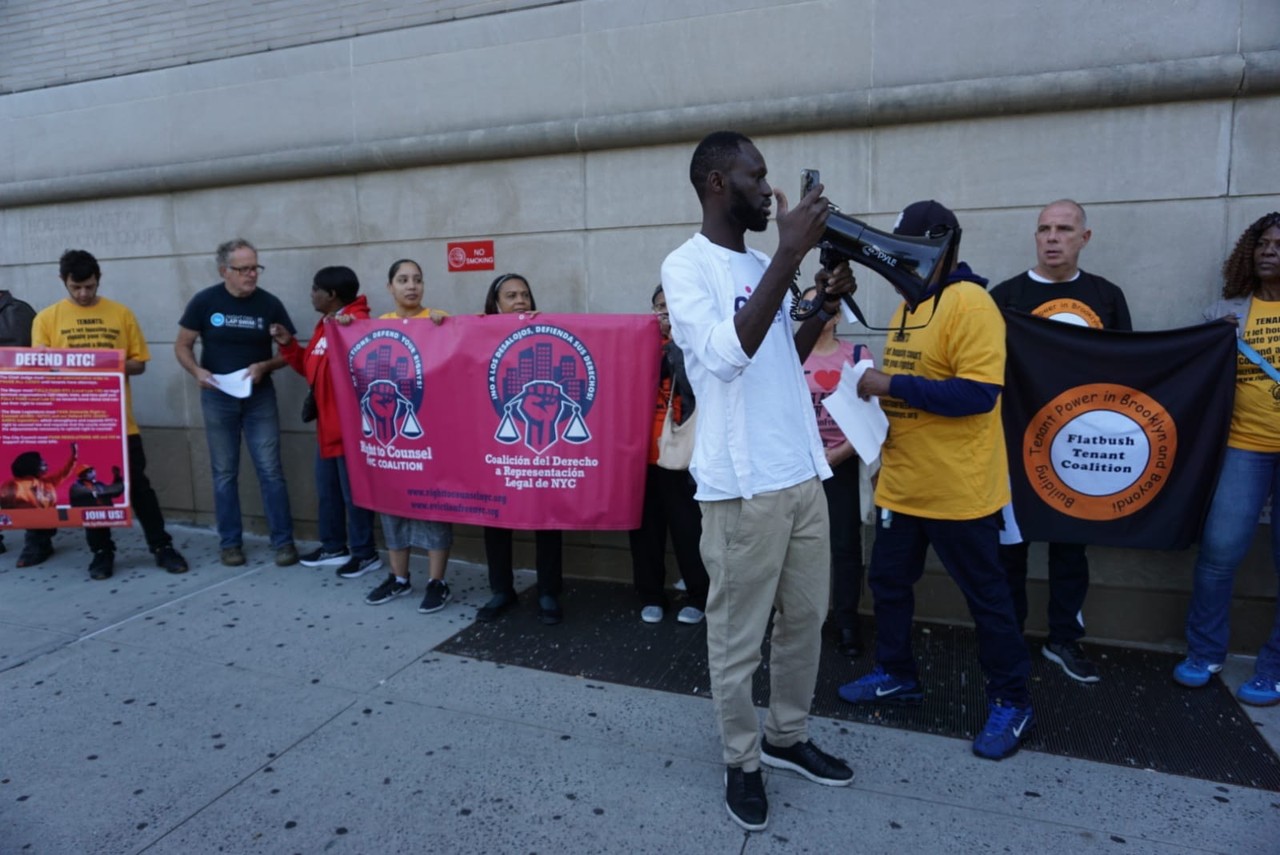 CALL CHIEF JUDGE WILSON TO DEMAND THAT HE REQUIRE THE COURTS TO UPHOLD ...